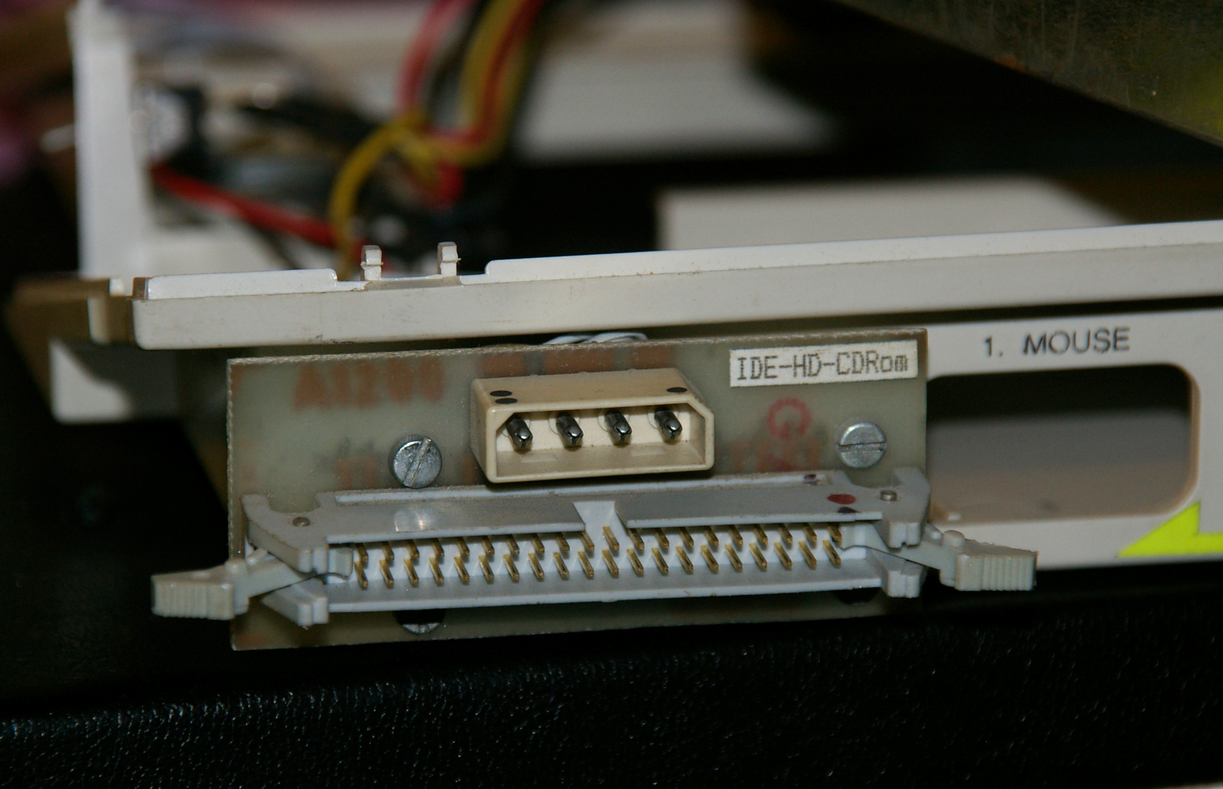 abril | 2013 | Electroclínica